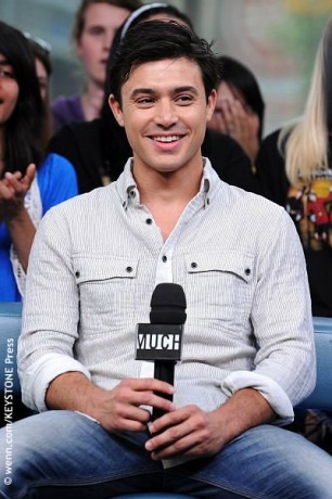 Yani Gellman talks to Tribute about Pretty Little Liars and 90210 ...