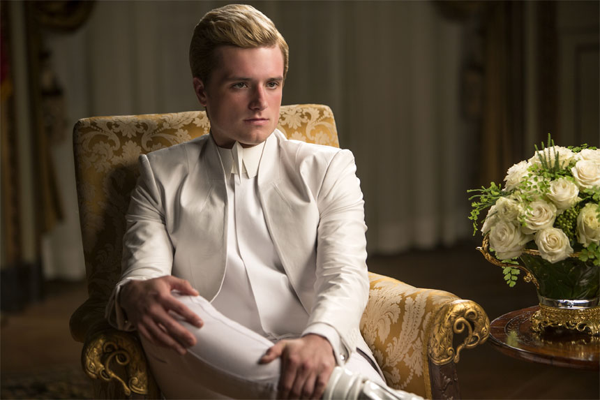 Peeta appears in a Capitol propos « Celebrity Gossip and Movie News