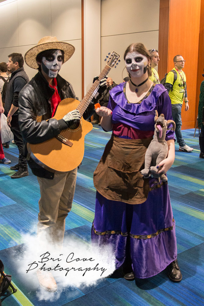 Family from Coco Cosplayers « Celebrity Gossip and Movie News
