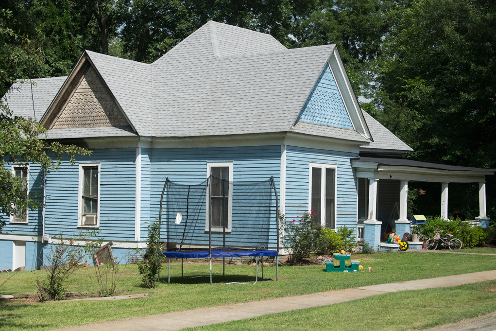 Nash House « Celebrity Gossip and Movie News