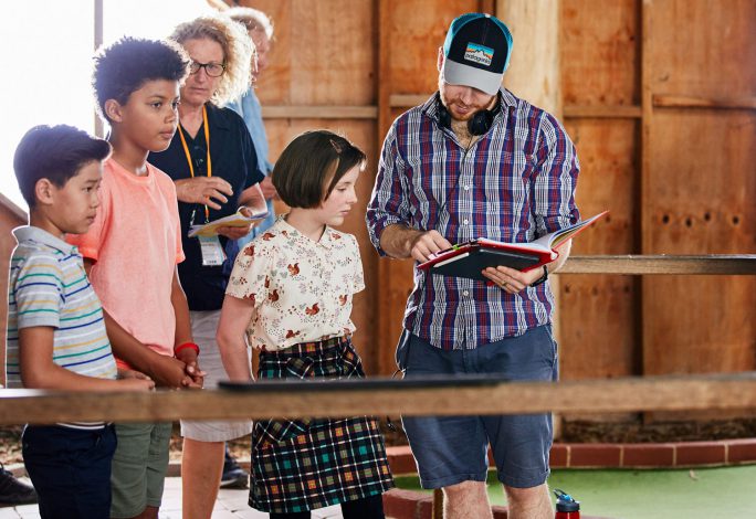 Child star Anna Cooke talks about her show The InBESTigators ...