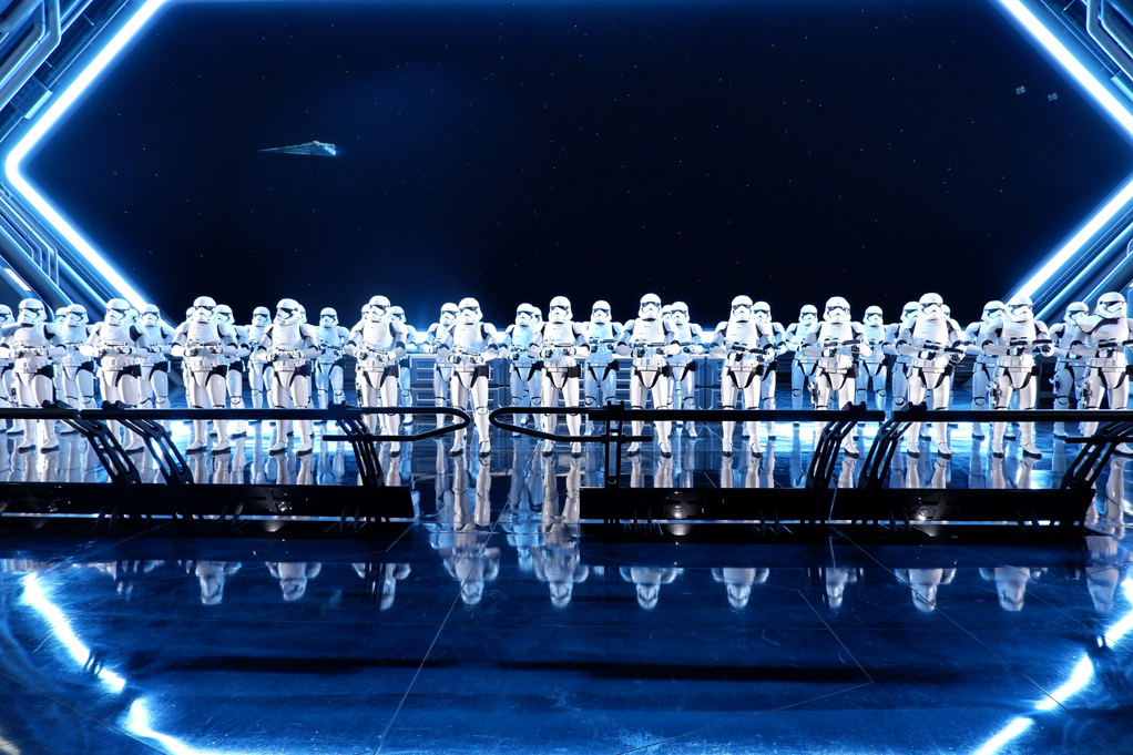 Star Destroyer Hangar Bay at Star Wars: Galaxy’s Edge « Celebrity ...