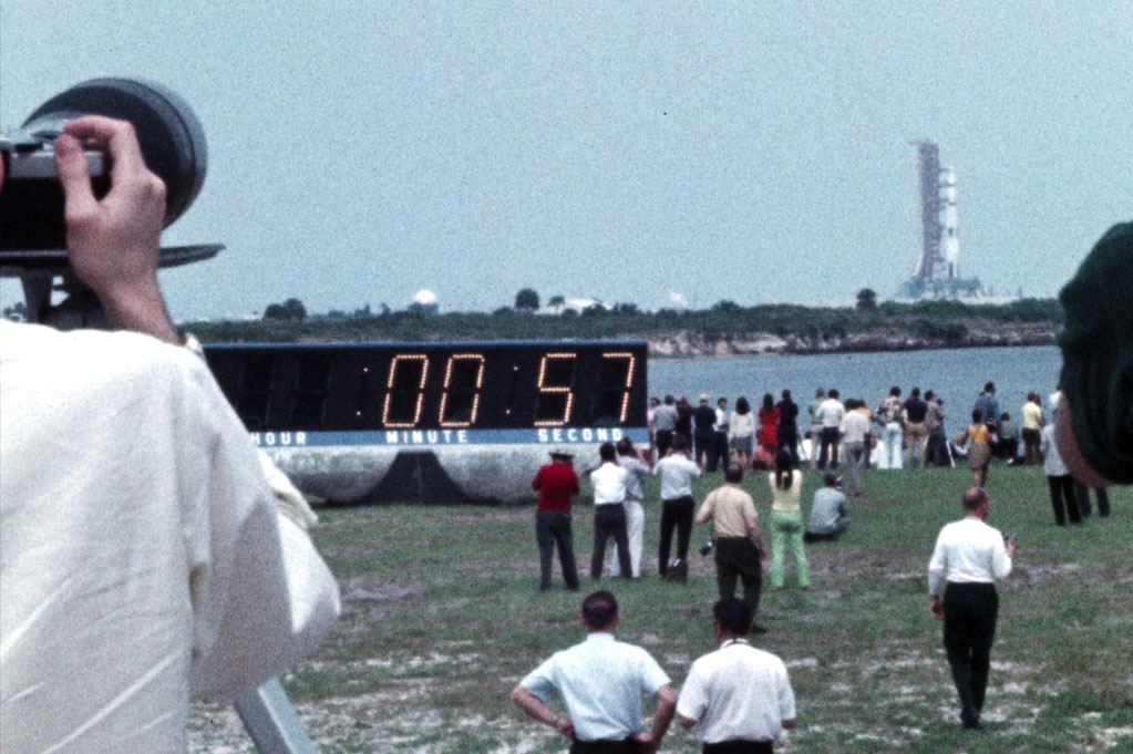 Apollo 13: Survival – September 5 « Celebrity Gossip and Movie News